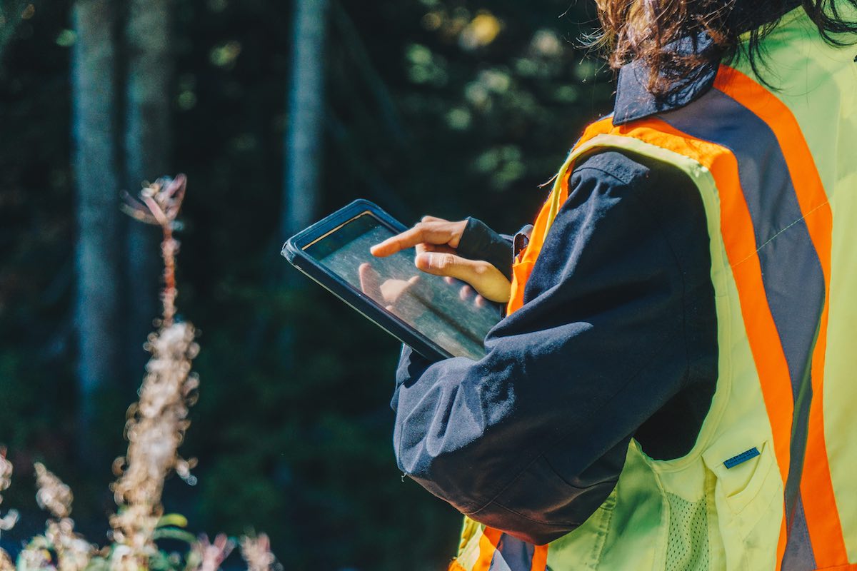 Environmental Firm Boosts Efficiency by Streamlining Field Data Collection Environmental Firm Boosts Efficiency by Streamlining Field Data Collection